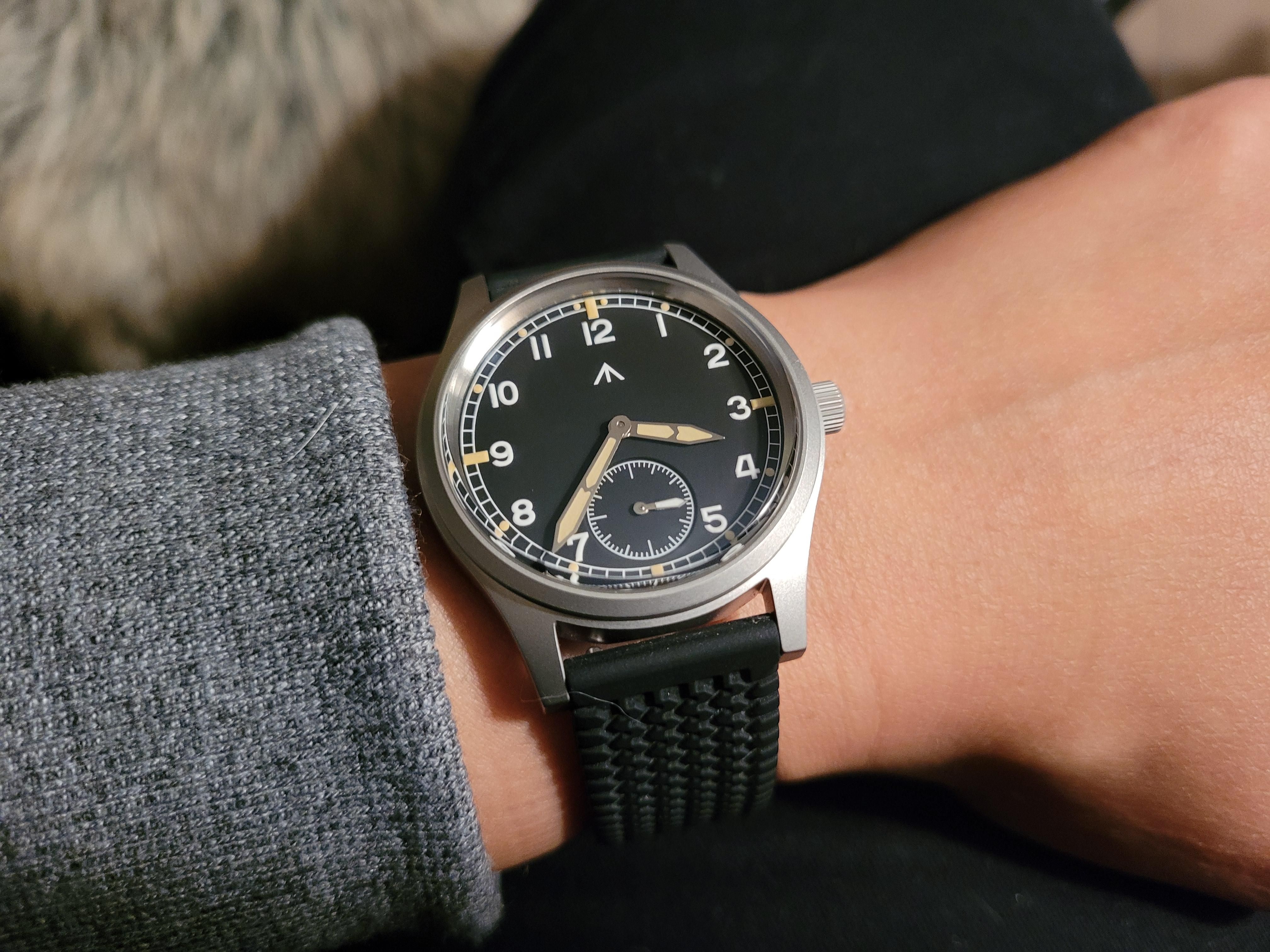 A Quintessential Field Watch - Militado D12 "Dirty Dozen" Review ...