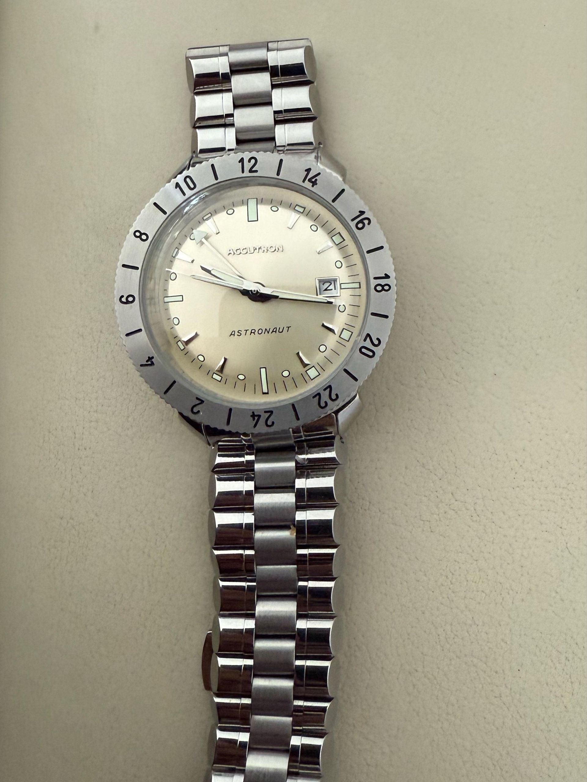 What Is On Your Wrist Today? | WatchCrunch