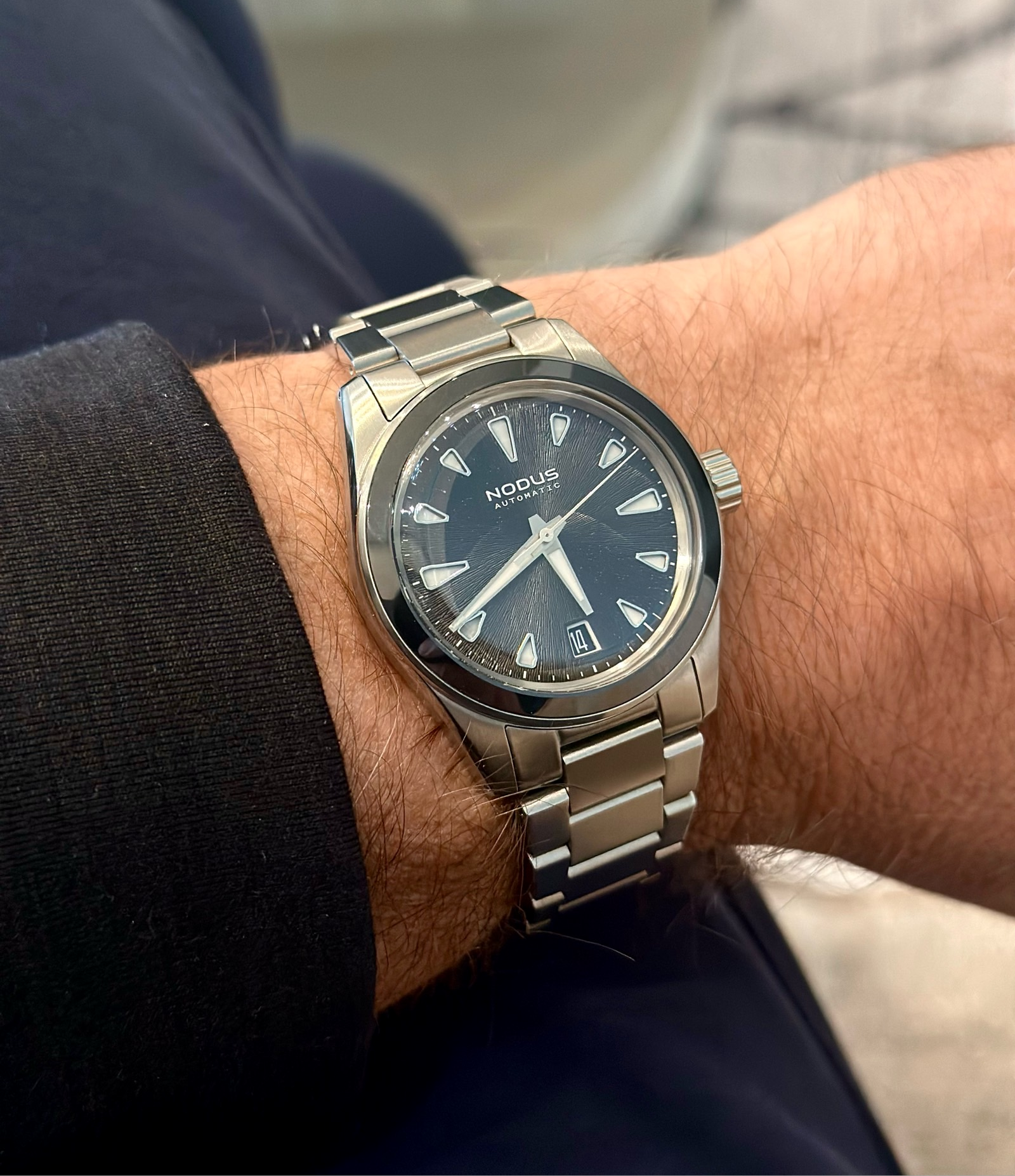 Nodus Unity Grpahite Black | WatchCrunch