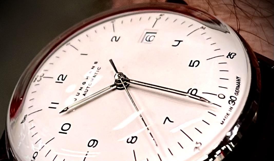 How Do You Prefer Hour, Minute & Second Hands Positioning on Dial ...