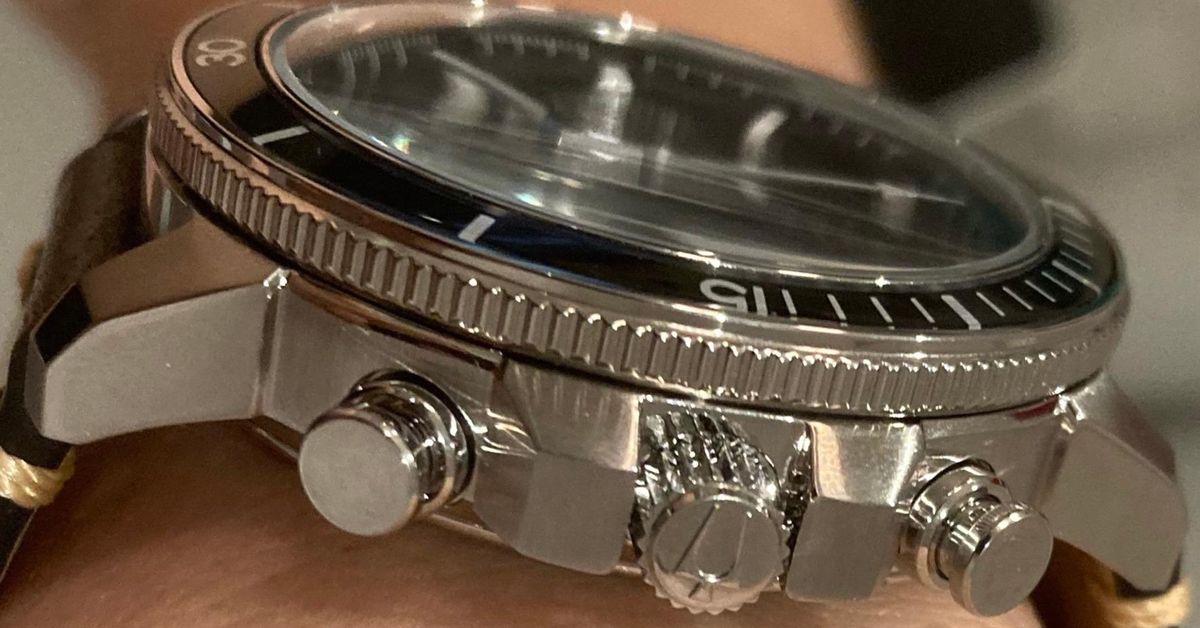 Bulova Marine Star 96B272 Review | WatchCrunch