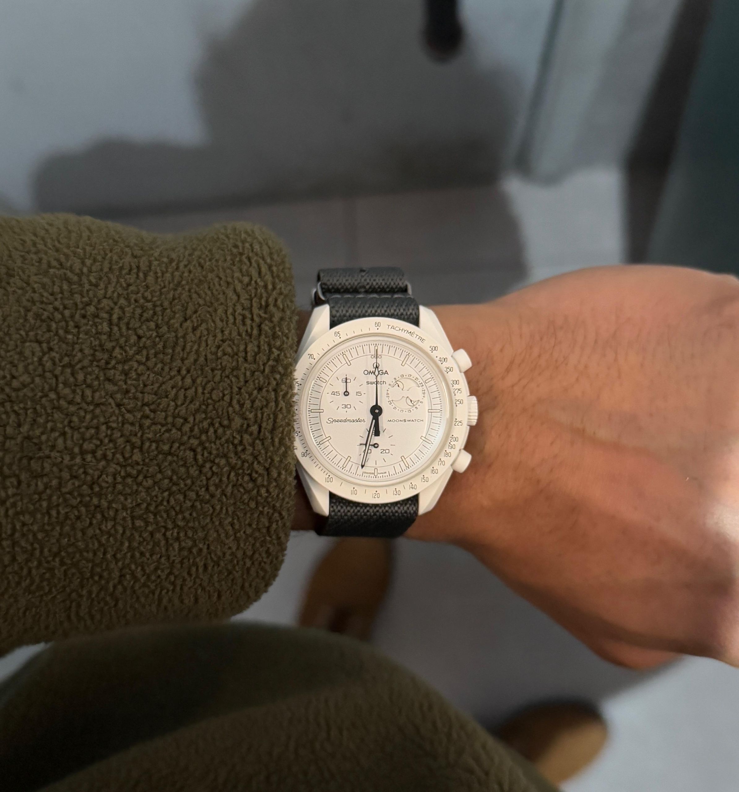 NWA! Swatch MoonSwatch Mission to the Moonphase – Full Moon | WatchCrunch