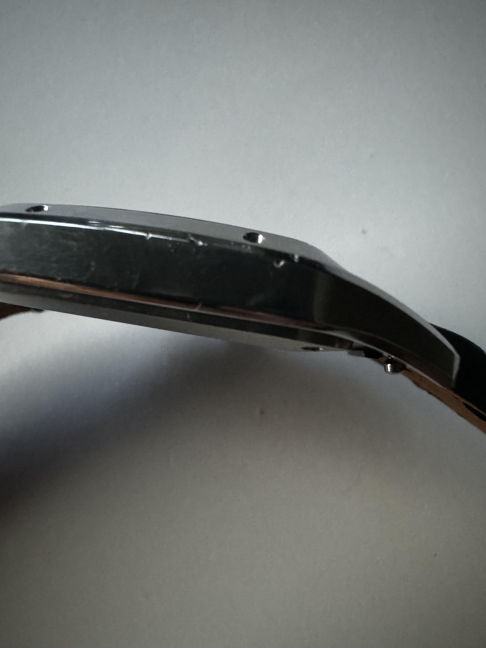 How does everyone manage the deep dings and scratches on their watches ...
