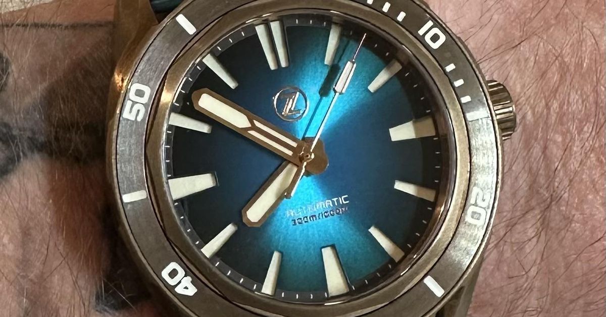 Zelos Swordfish 300m bronze | WatchCrunch