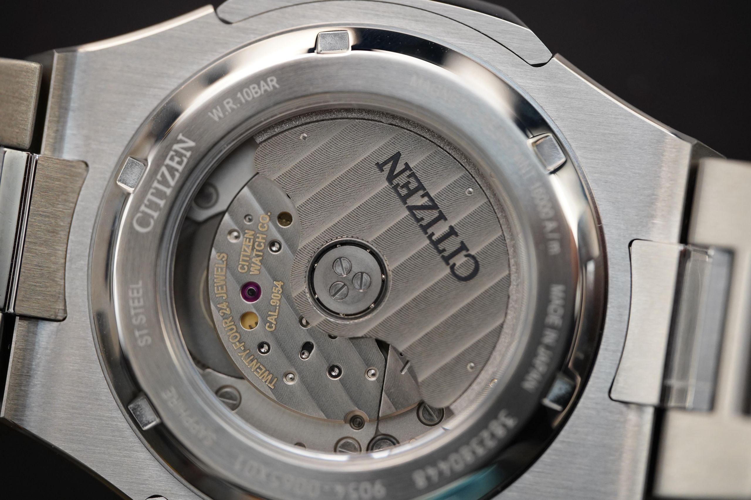 Did you know there is a difference between the Miyota 9075 and the Citizen 9054? | WatchCrunch