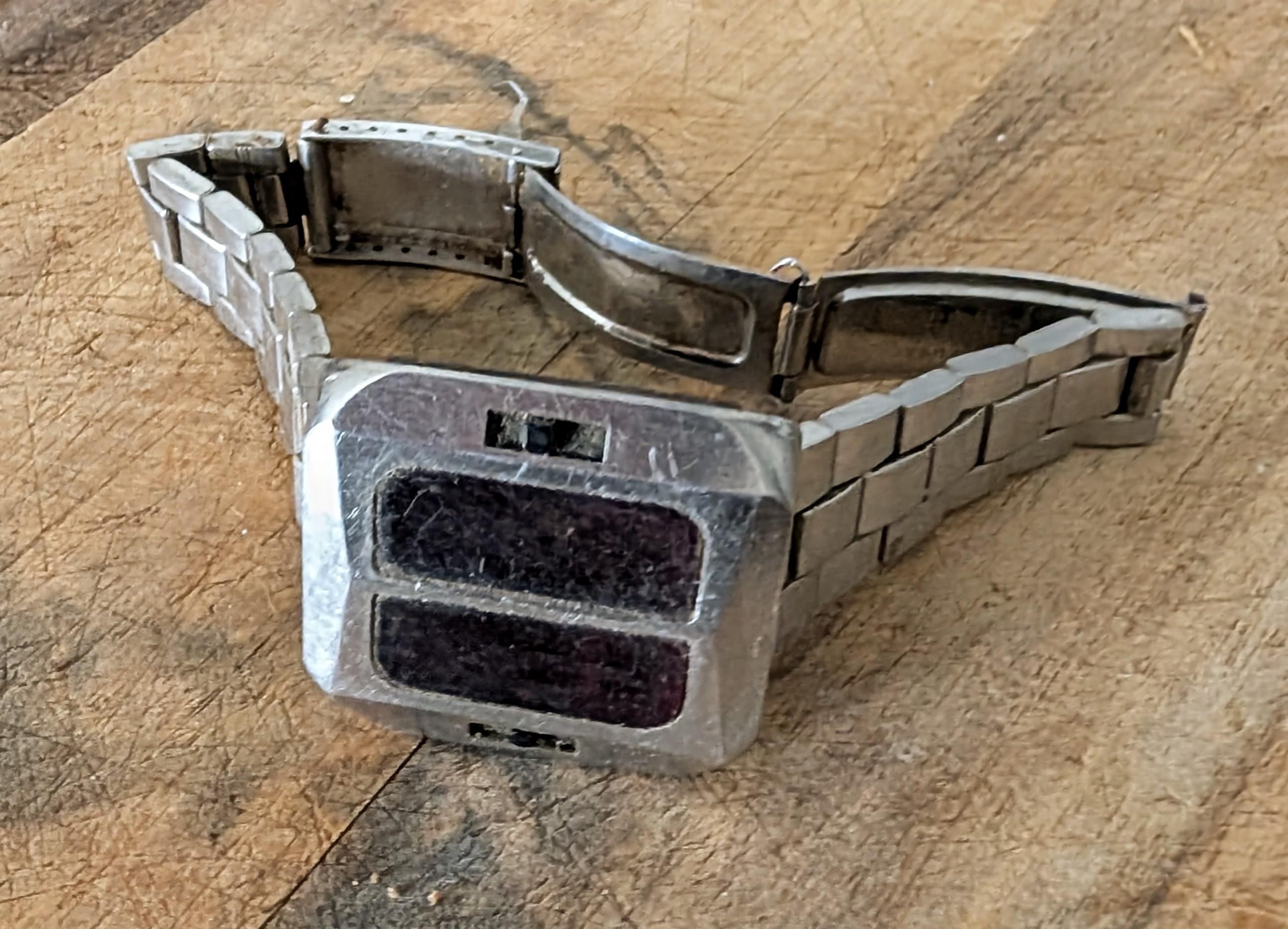 Who remembers the Synchronar 2100? | WatchCrunch