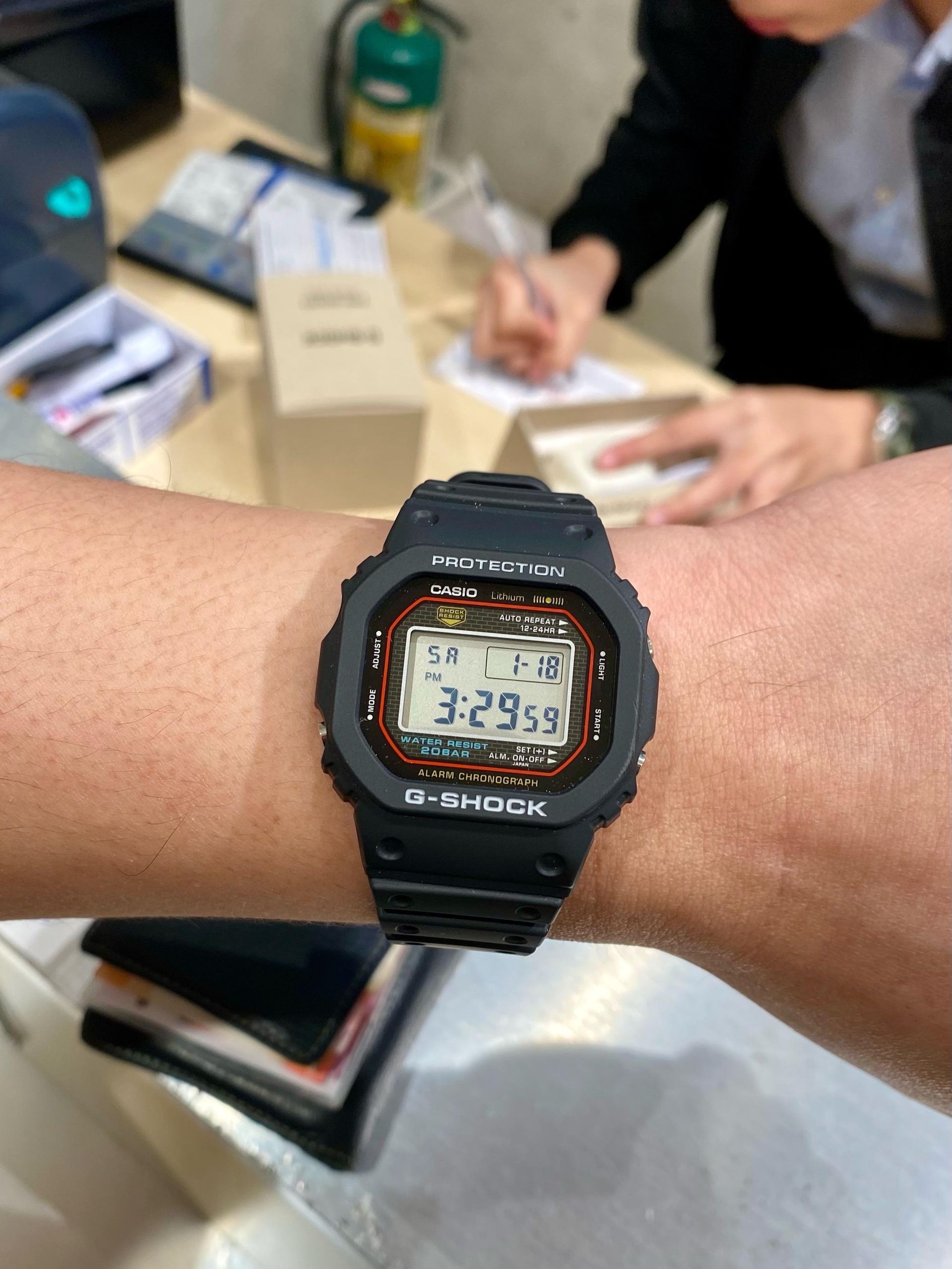 G-Shock DW-5000R-1A | WatchCrunch