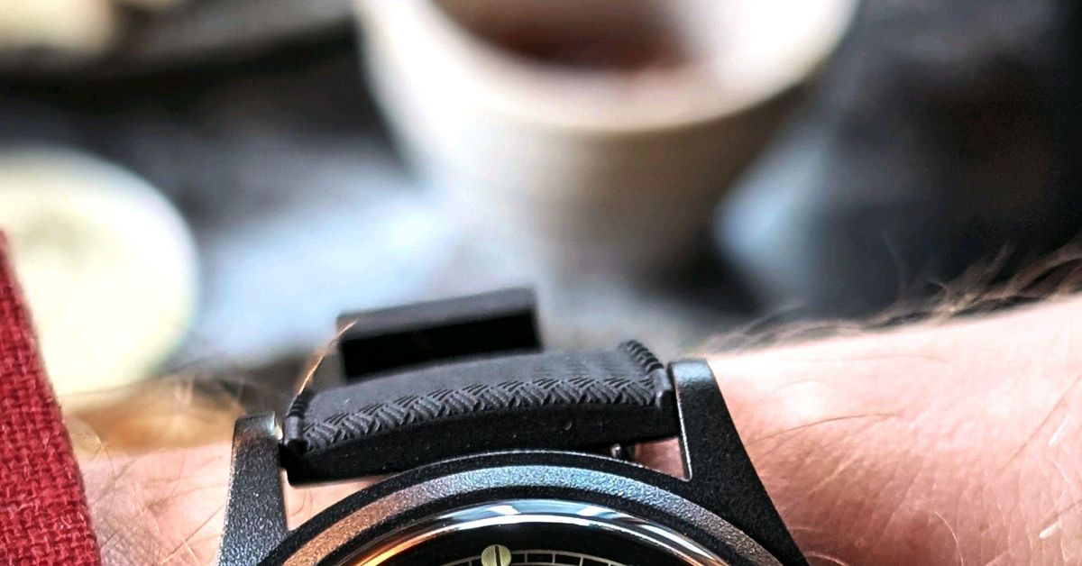 Baltic Hermétique Time+Tide Night Mode | WatchCrunch