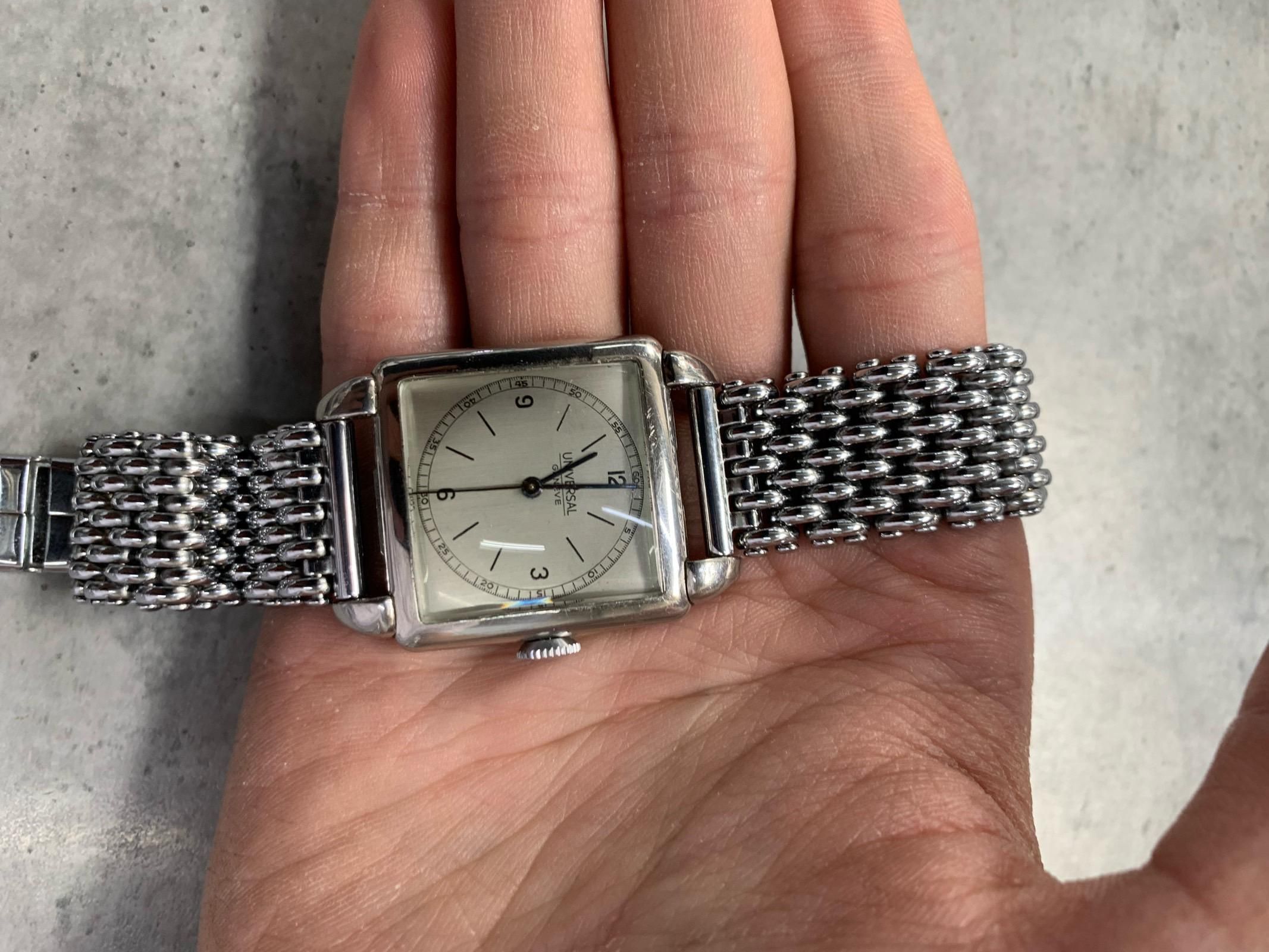 Universal Geneve Square 1943 | WatchCrunch