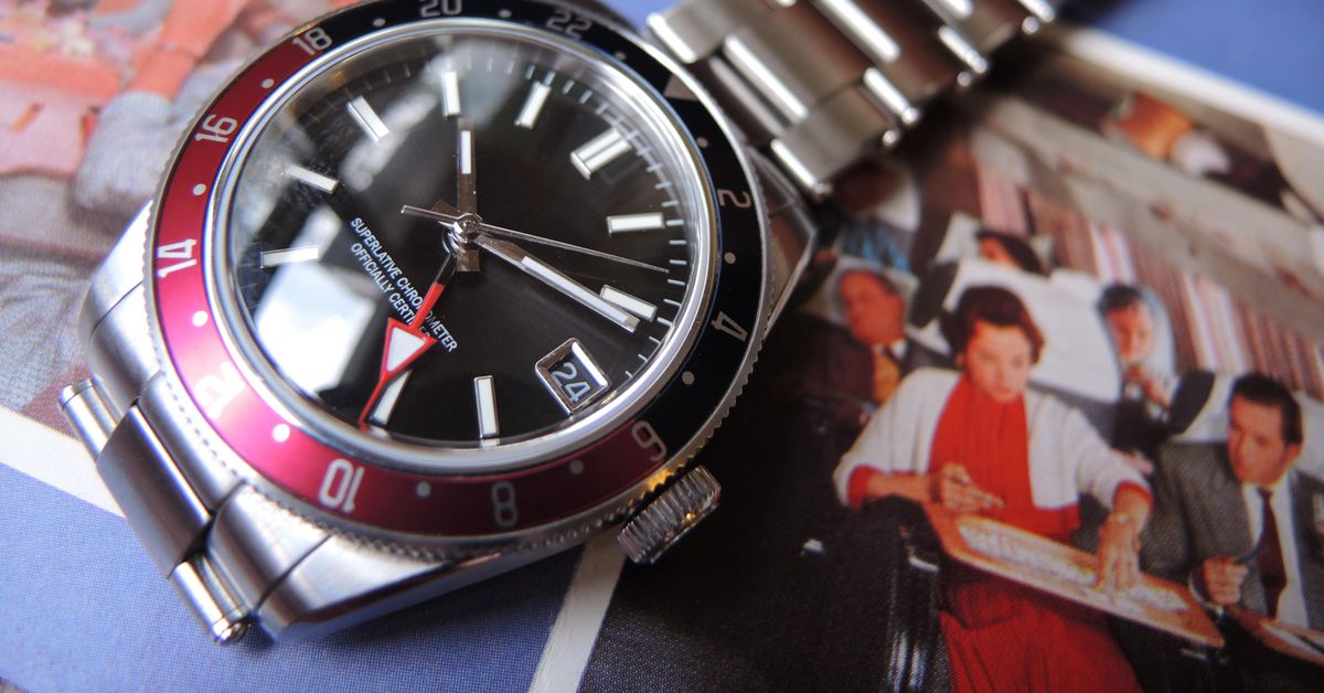 Vintage-Style GMT Build | WatchCrunch