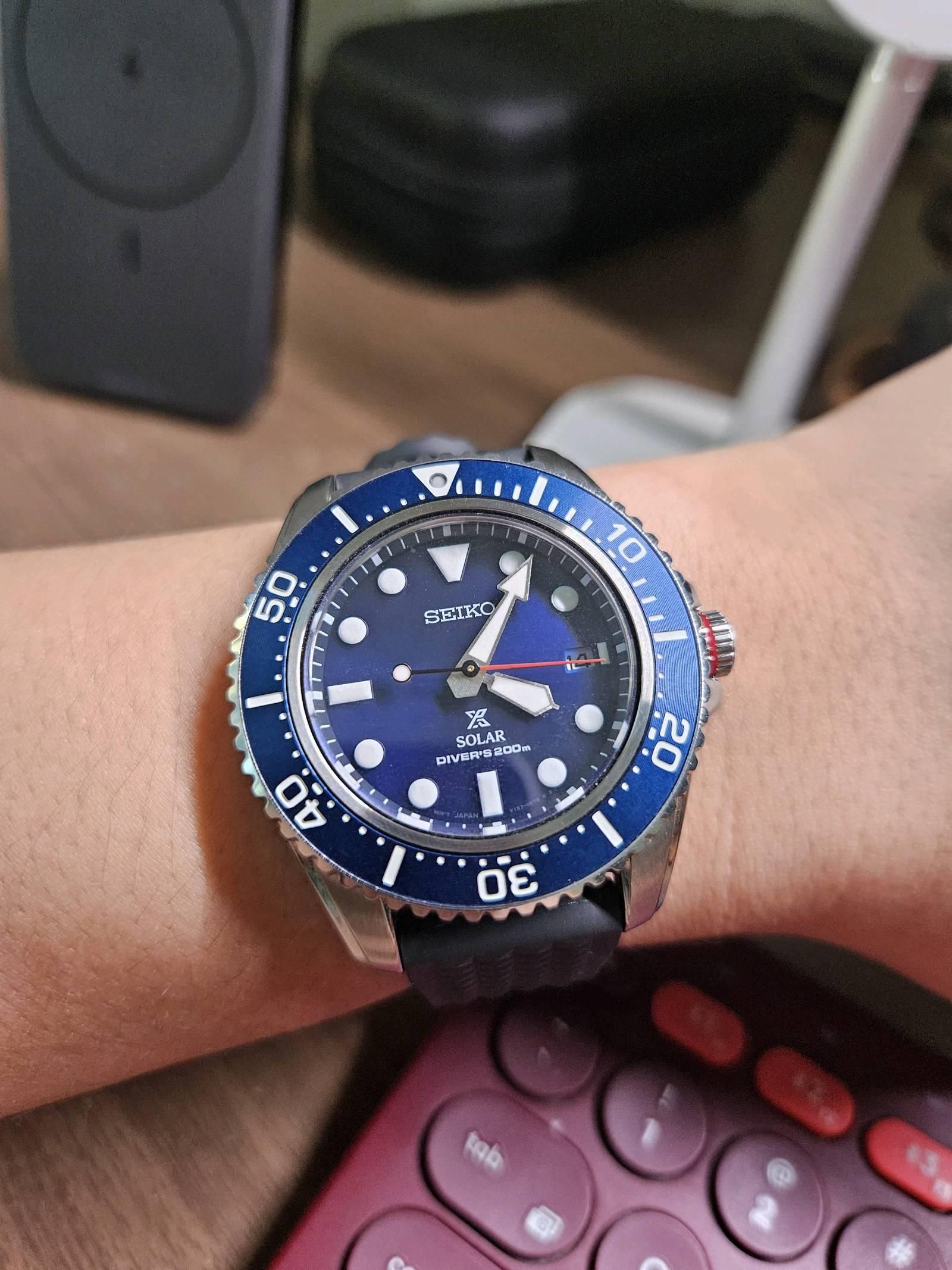 Seiko Solar Divers 42.8mm SNE589 and SNE 593 | WatchCrunch