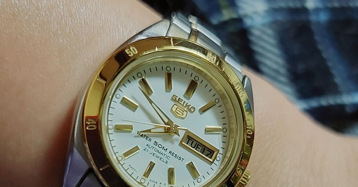 My first seiko watch and also my favorite! 25mm women's automatic ...