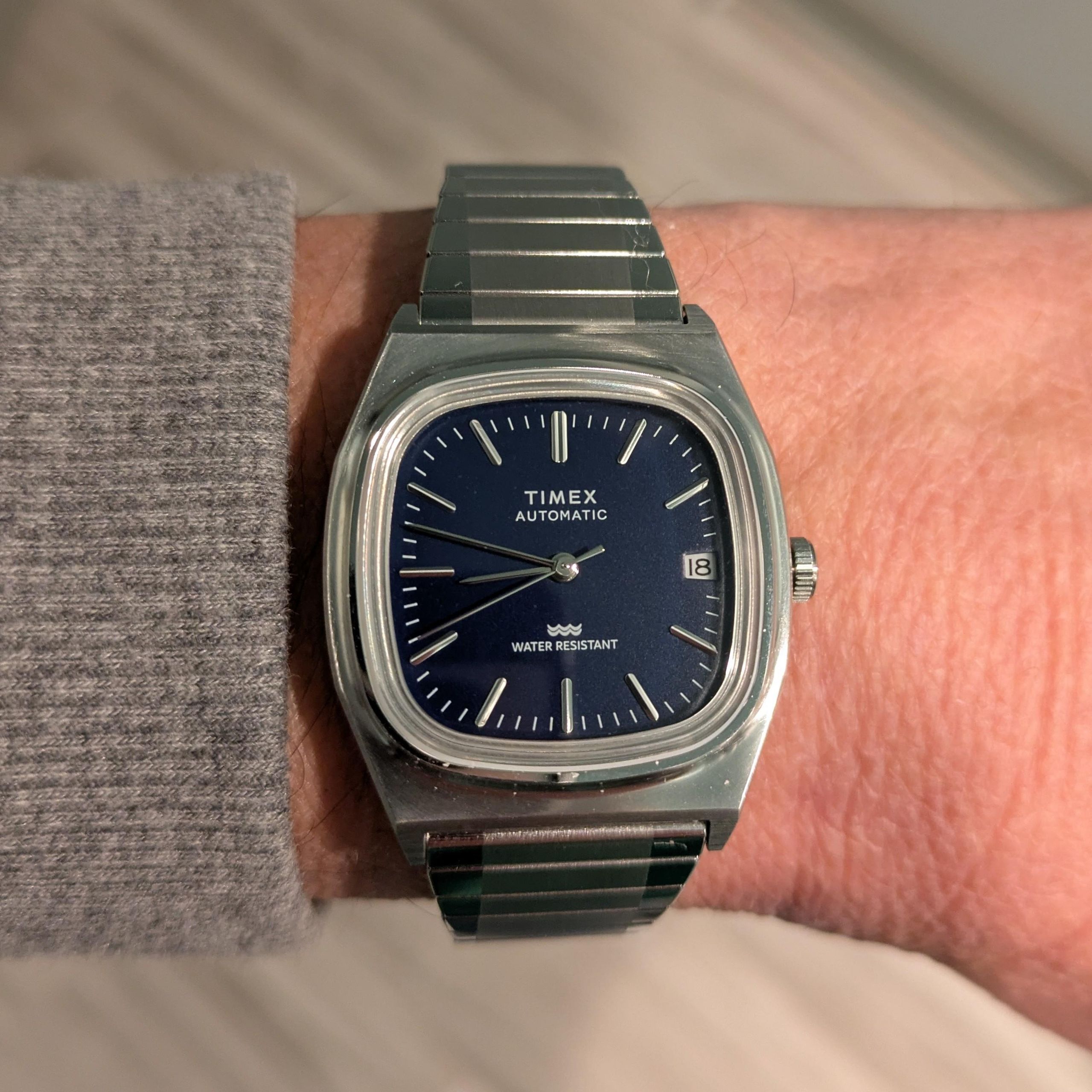 Timex Automatic 1983 E Line | WatchCrunch