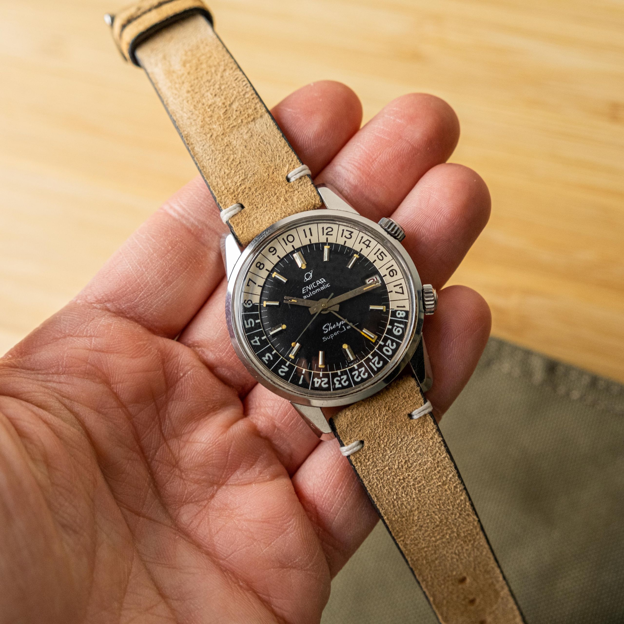 Enicar Sherpa Super Jet, one of the coolest vintage GMT watches ...