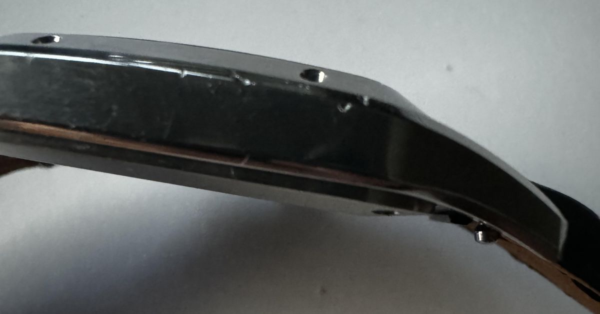 How does everyone manage the deep dings and scratches on their watches ...