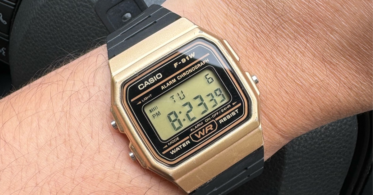 Casio F-91W in gold color way 🥰 | WatchCrunch