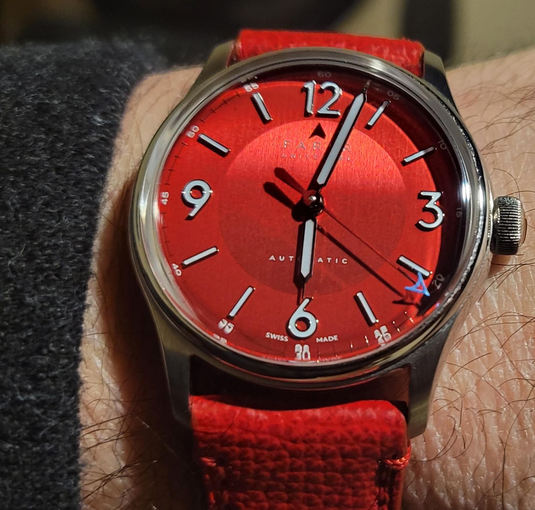 Farer Discovery Red | WatchCrunch