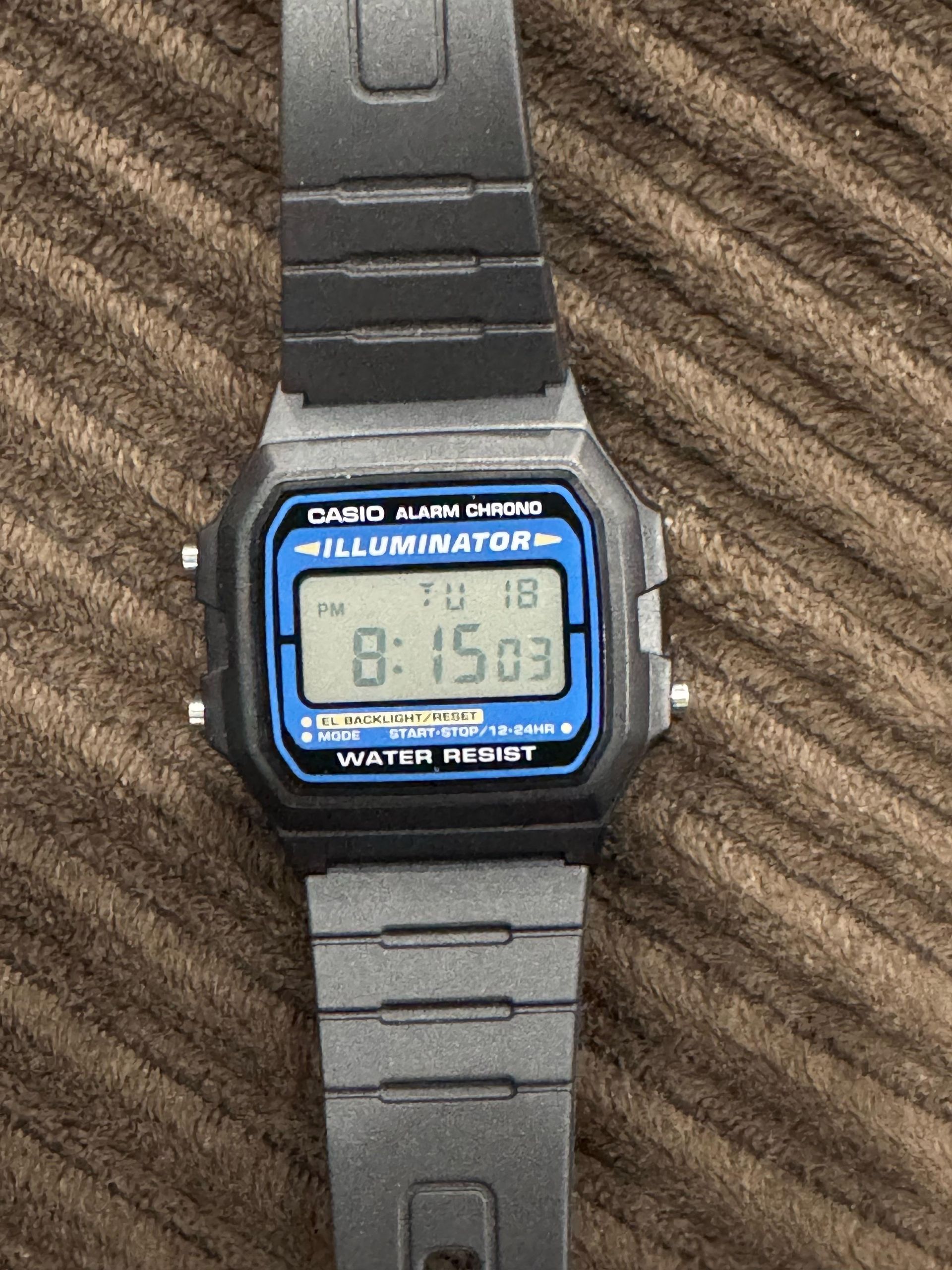 Casio F105W | WatchCrunch