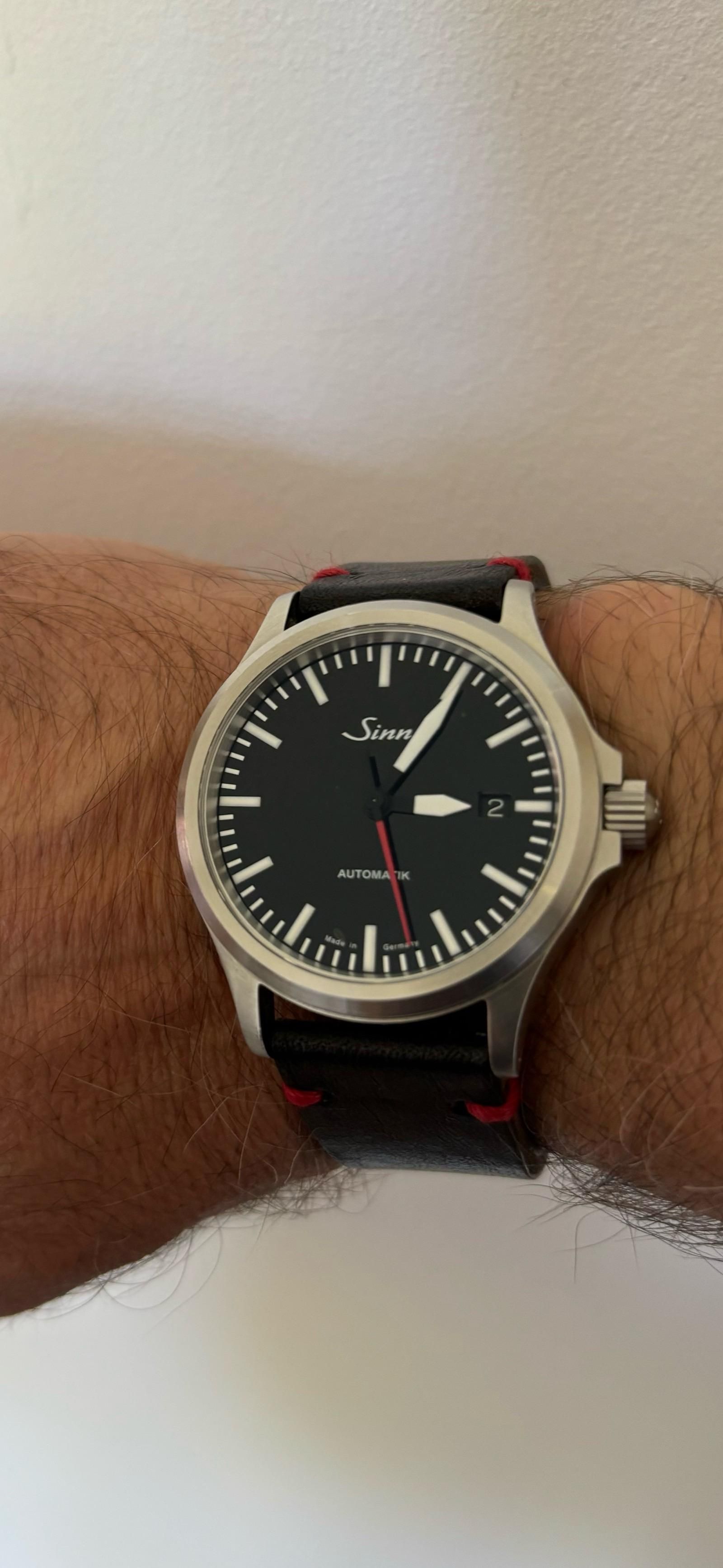 Sinn 556 on small wrist? | WatchCrunch