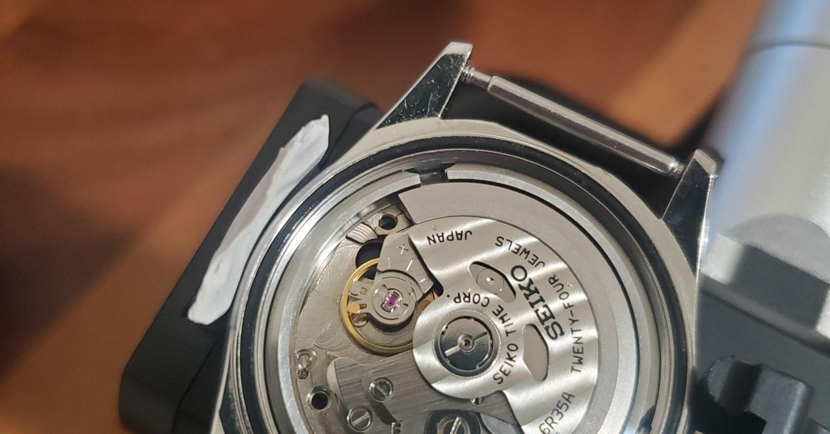 Seiko 6R35 Movement | WatchCrunch