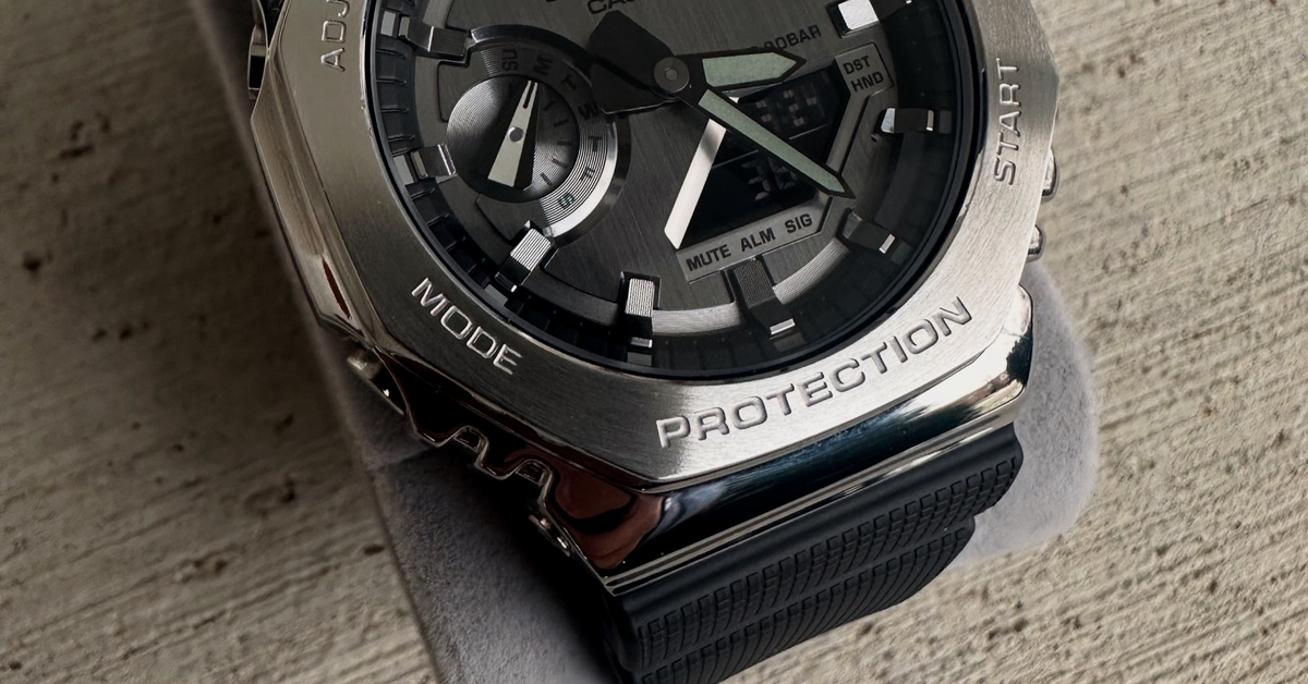 Casio “CasioOak” G-Shock (GM2100-1A) | WatchCrunch
