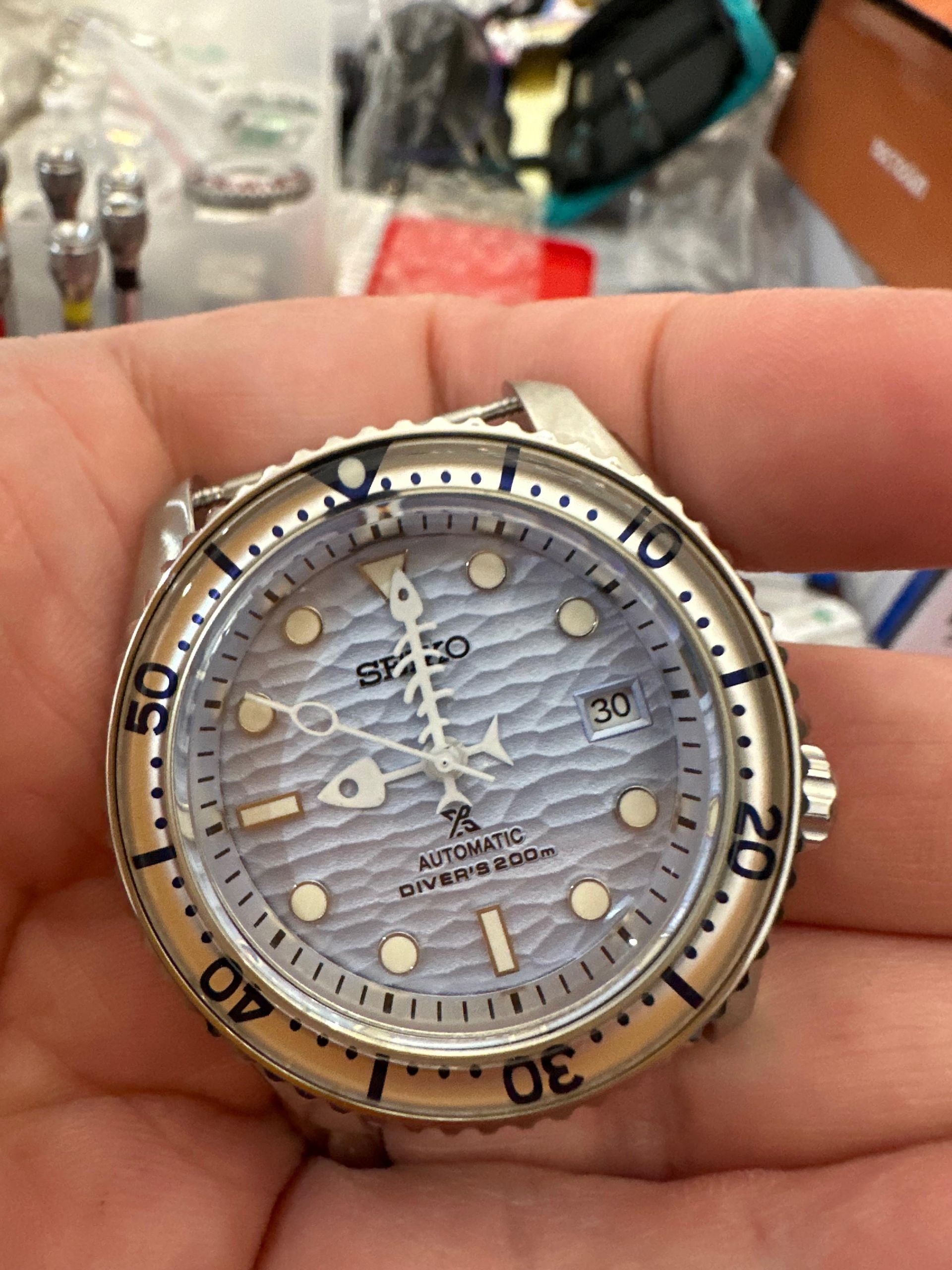 Ichi Builds “Arctic-Bunz” aka “Arctic-Ichi 2.0” | WatchCrunch