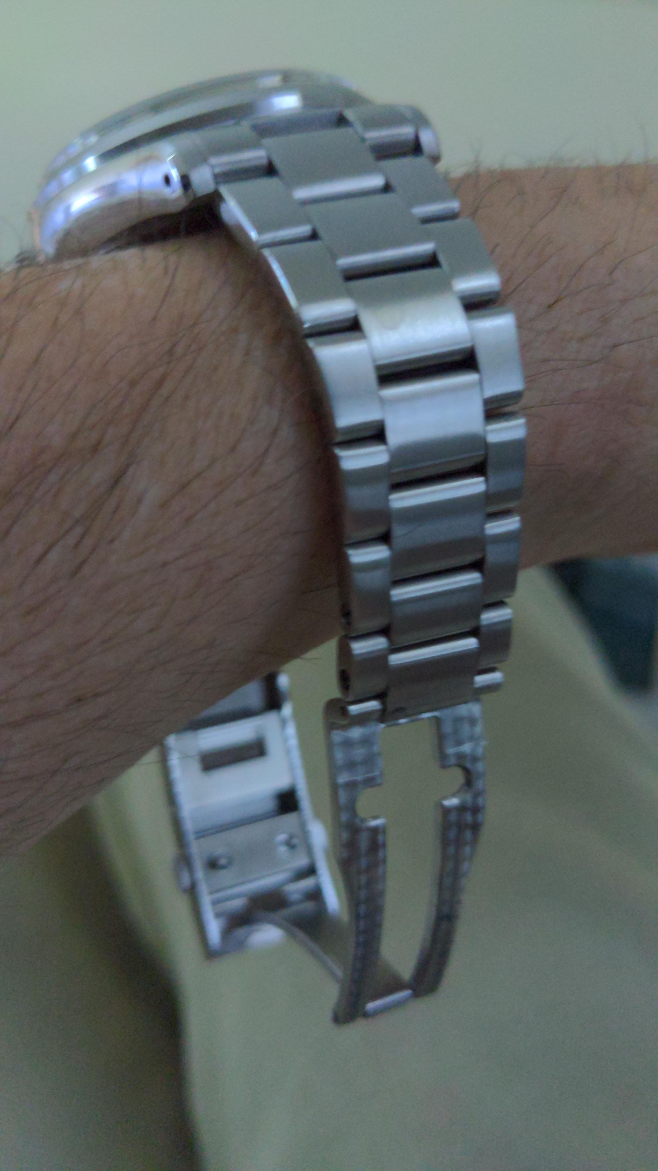 New Traska Quick Adjust Clasp | WatchCrunch