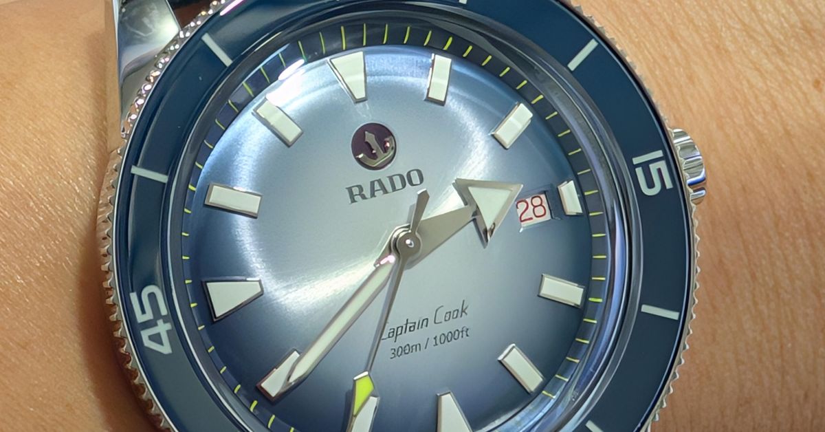 Rado Captain Cook R32154208 | WatchCrunch