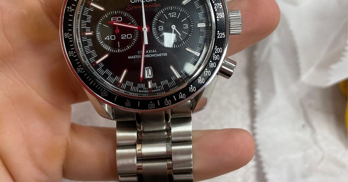 Friend was recently gifted this Omega Speedmaster. Any idea why the ...