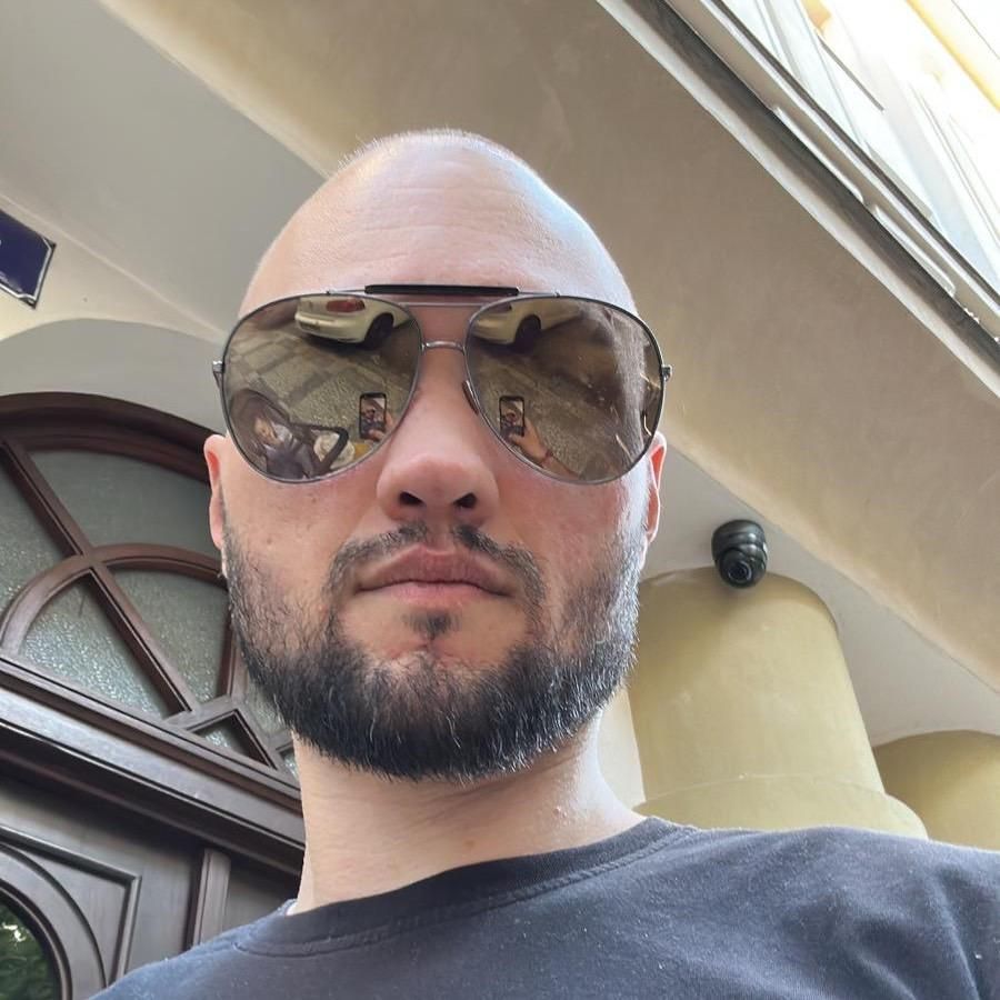 arseni | WatchCrunch