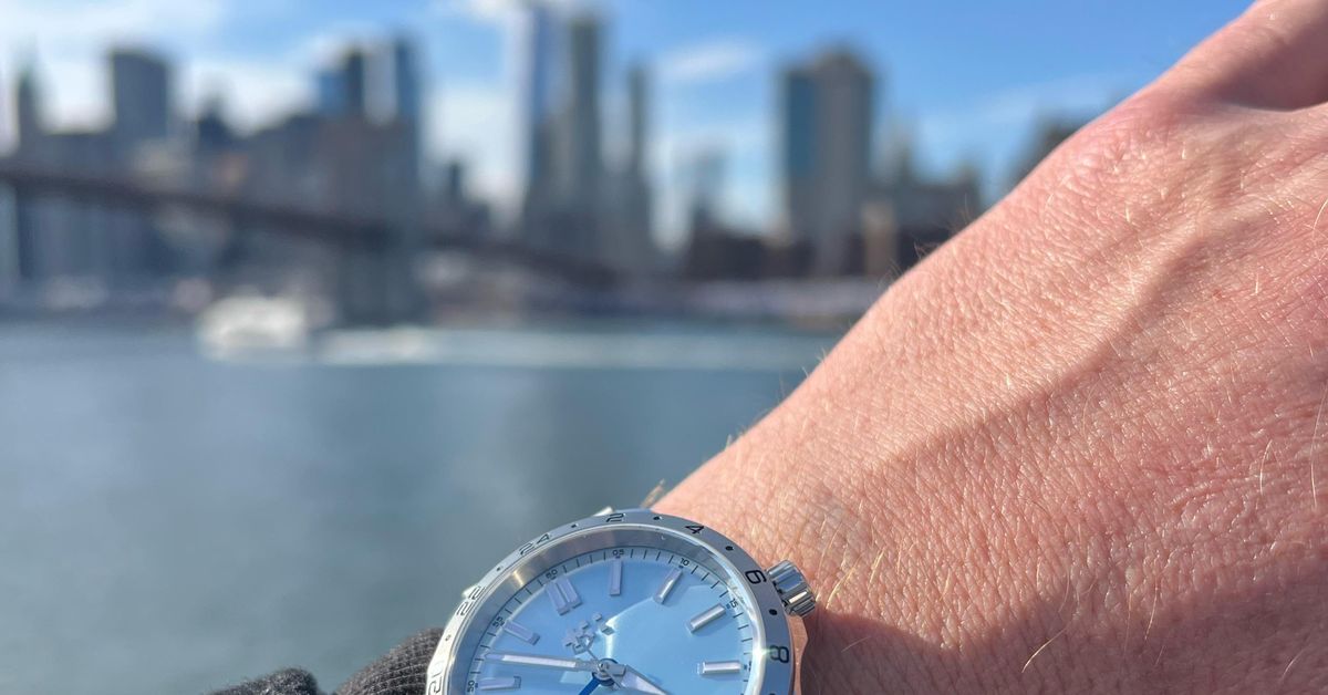 C63 Sealander GMT - AIR BLUE | WatchCrunch