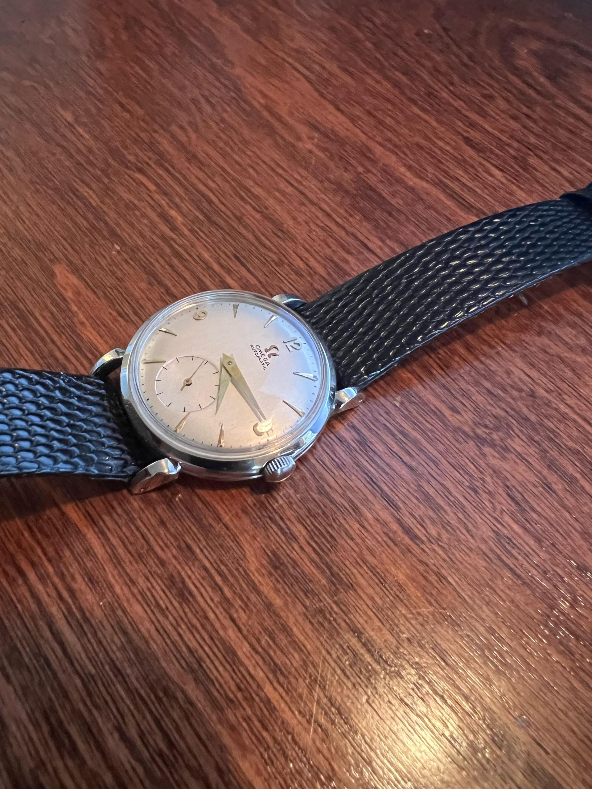 Pre-Owned Omega 2402 For Sale