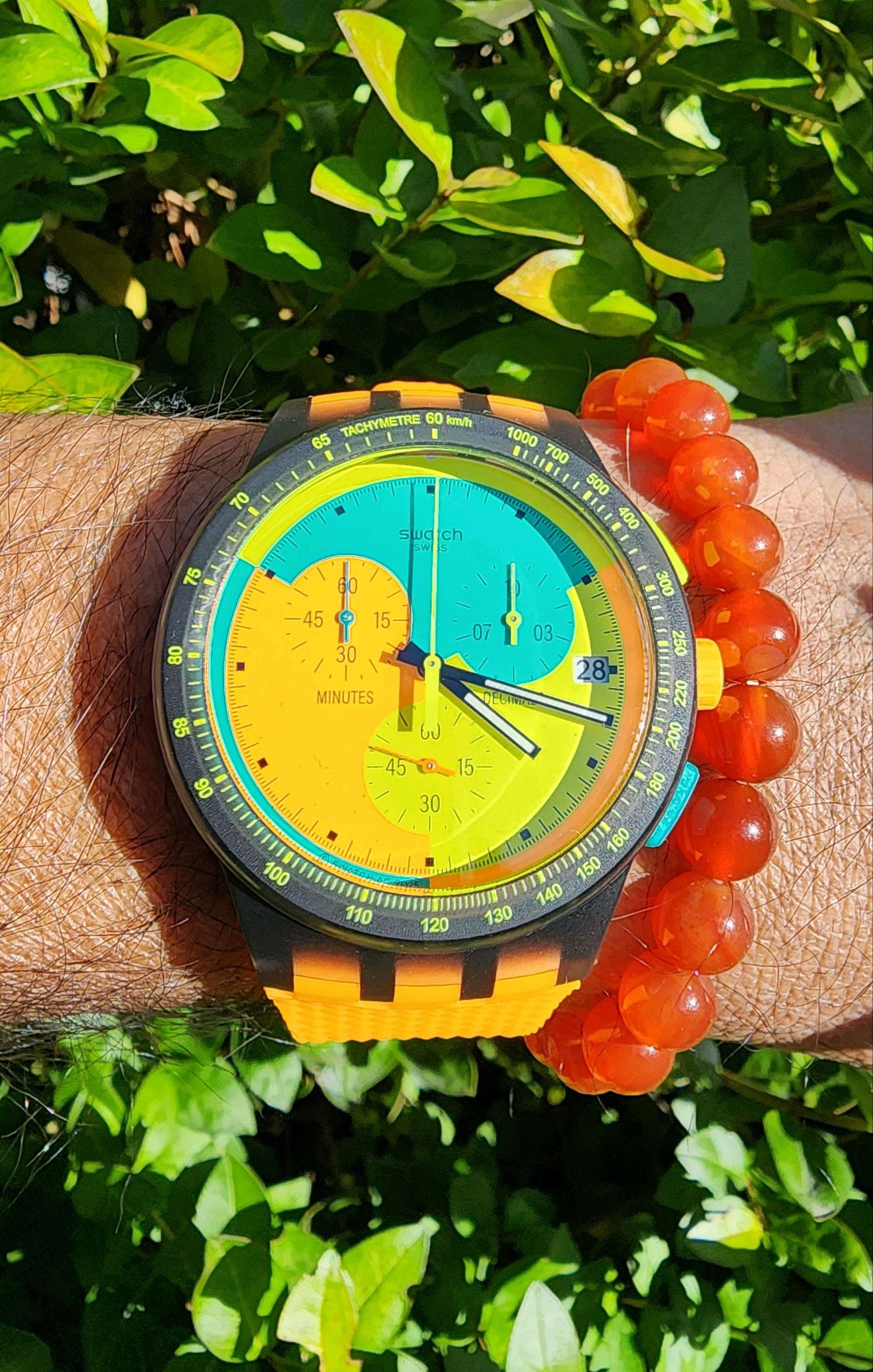 SINFUL SEMAPHORE or a NEON AFFAIR | WatchCrunch