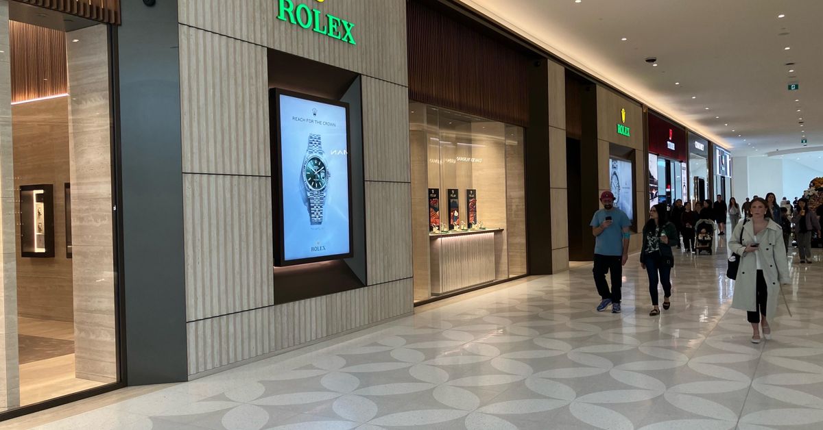 Canada's largest Rolex boutique opening | WatchCrunch