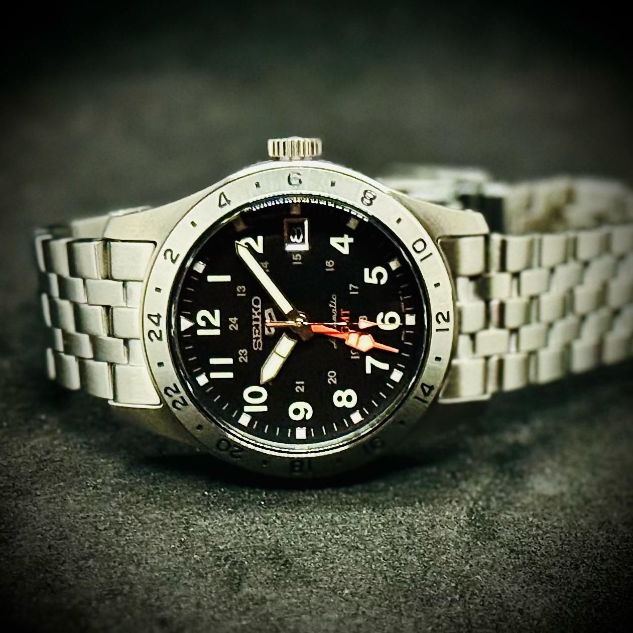 SSK023 | WatchCrunch