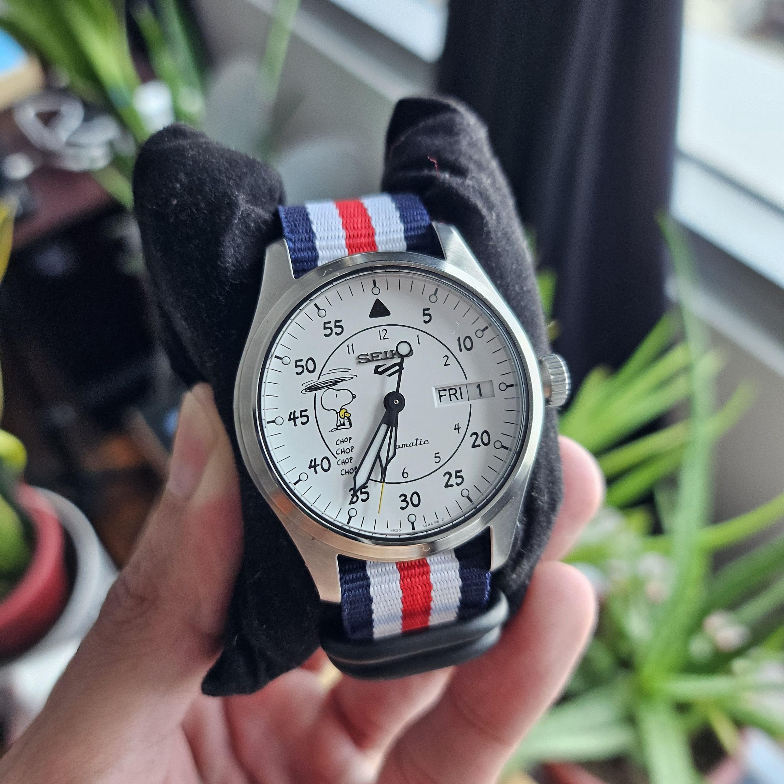 Seiko Peanuts Parachute | WatchCrunch