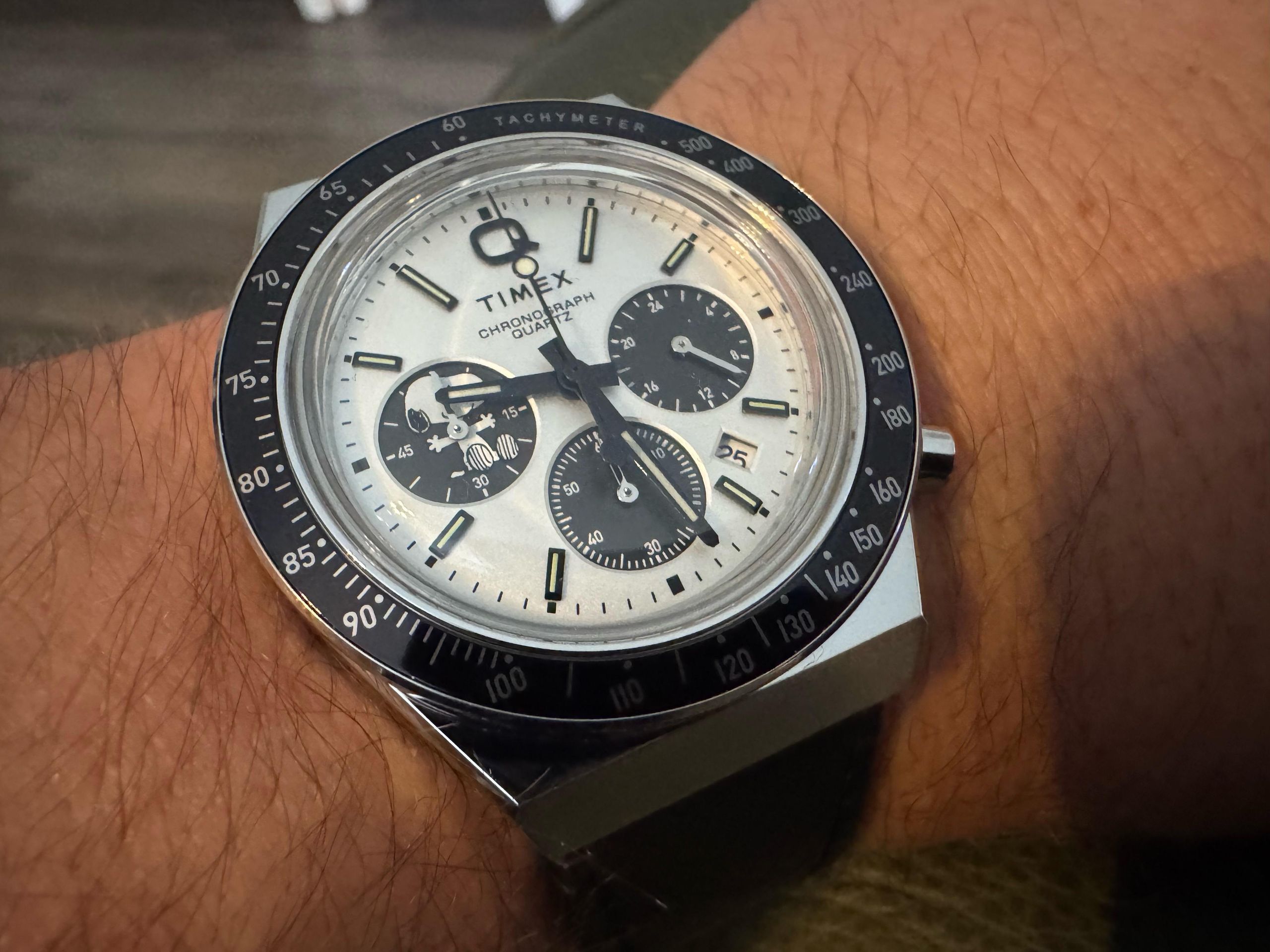 Timex Snoopy Chrono | WatchCrunch