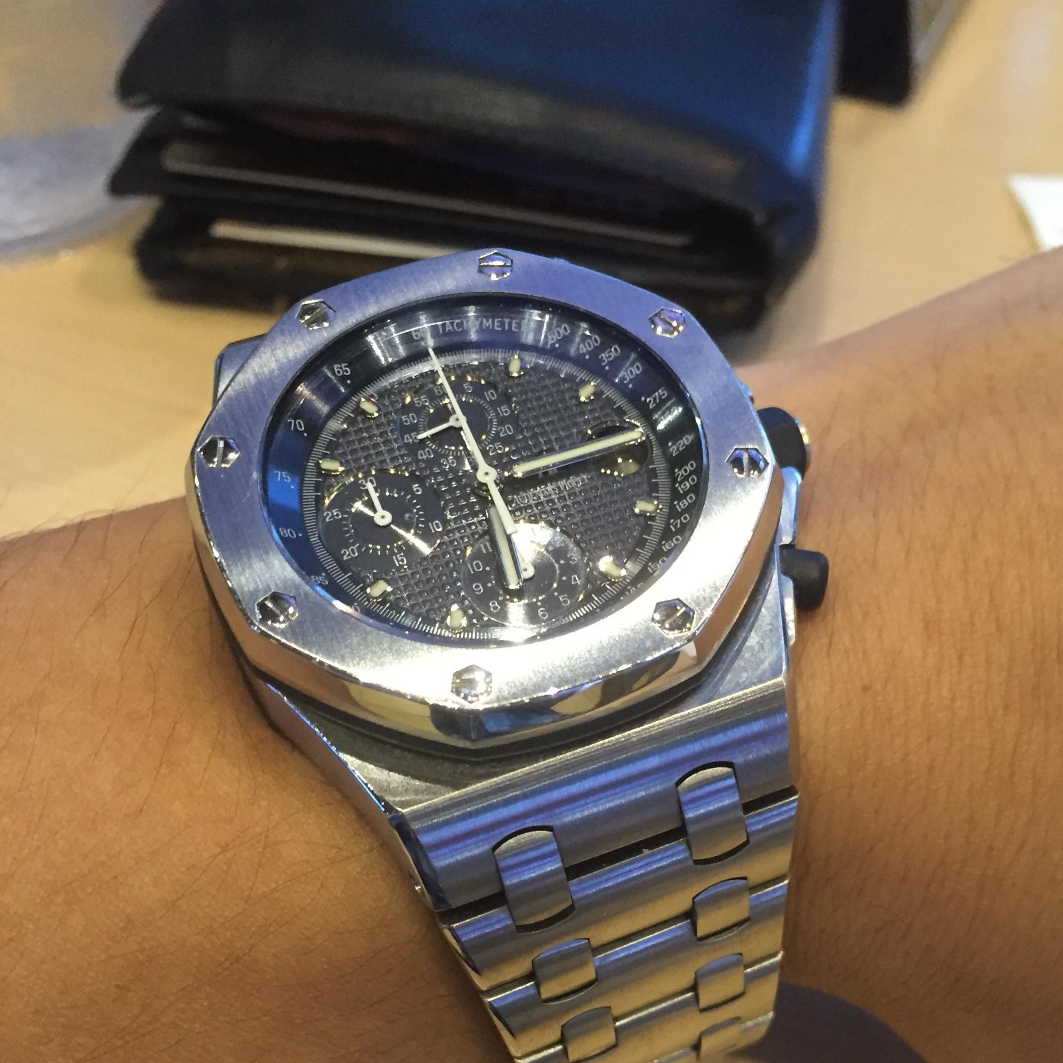 razern | WatchCrunch