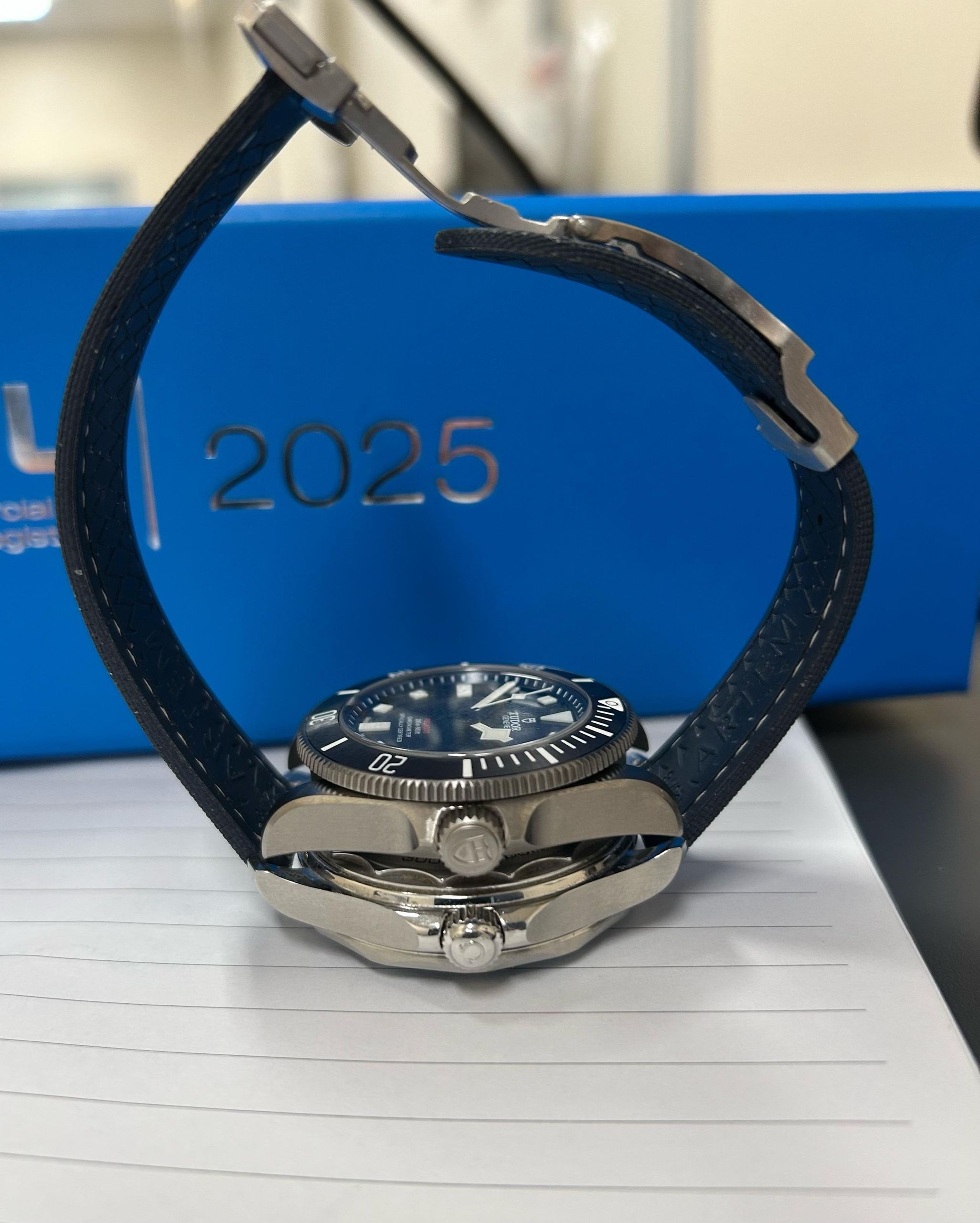 Amazing the difference 2 or 3mm makes. | WatchCrunch