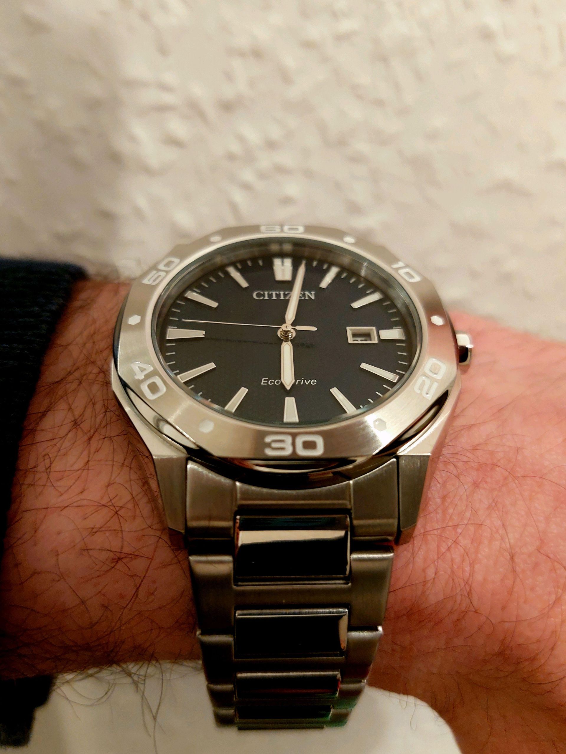 Citizen Sports Octagon | WatchCrunch
