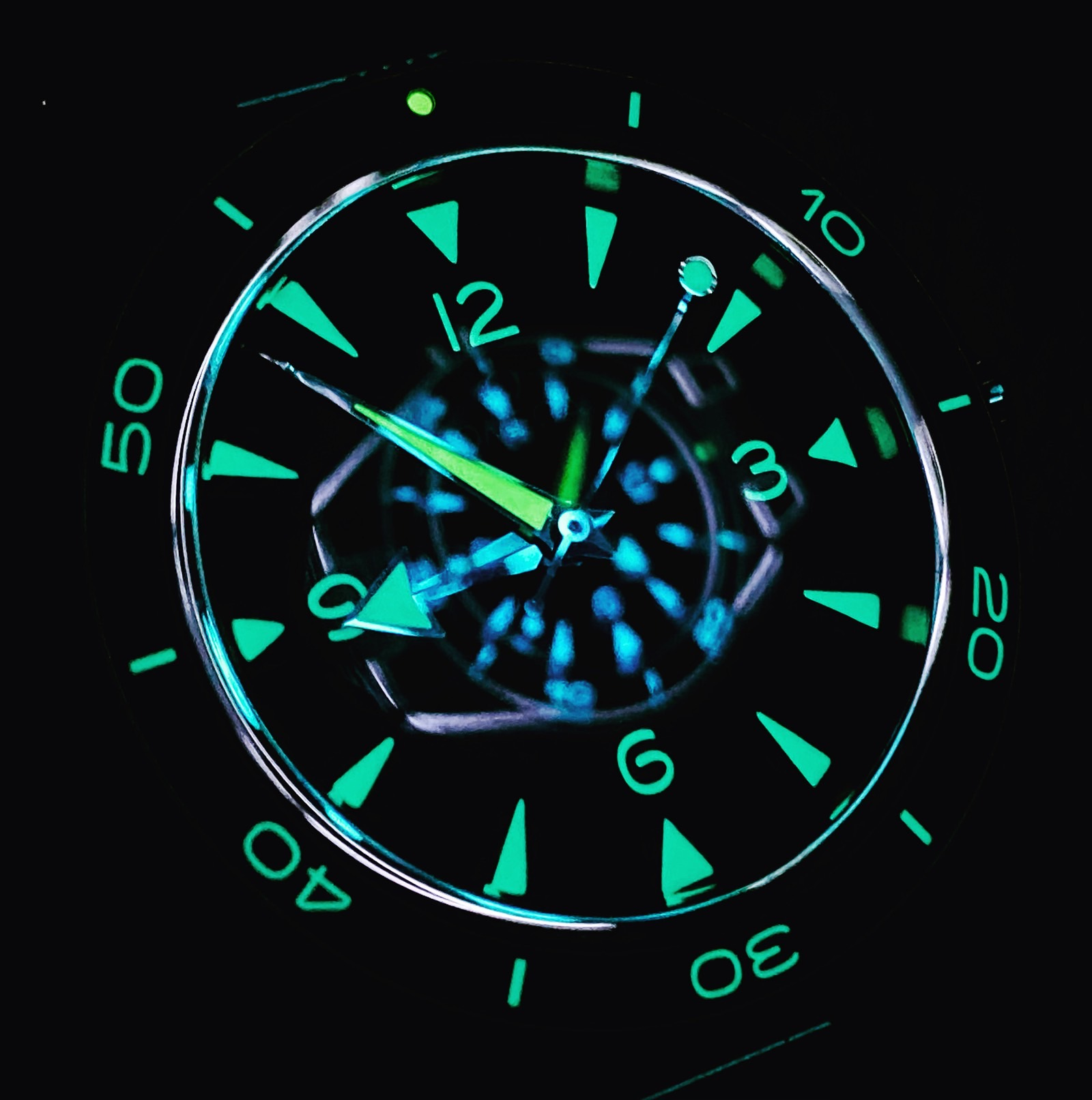 Friday night lume from the Omega Seamaster Heritage 300 | WatchCrunch
