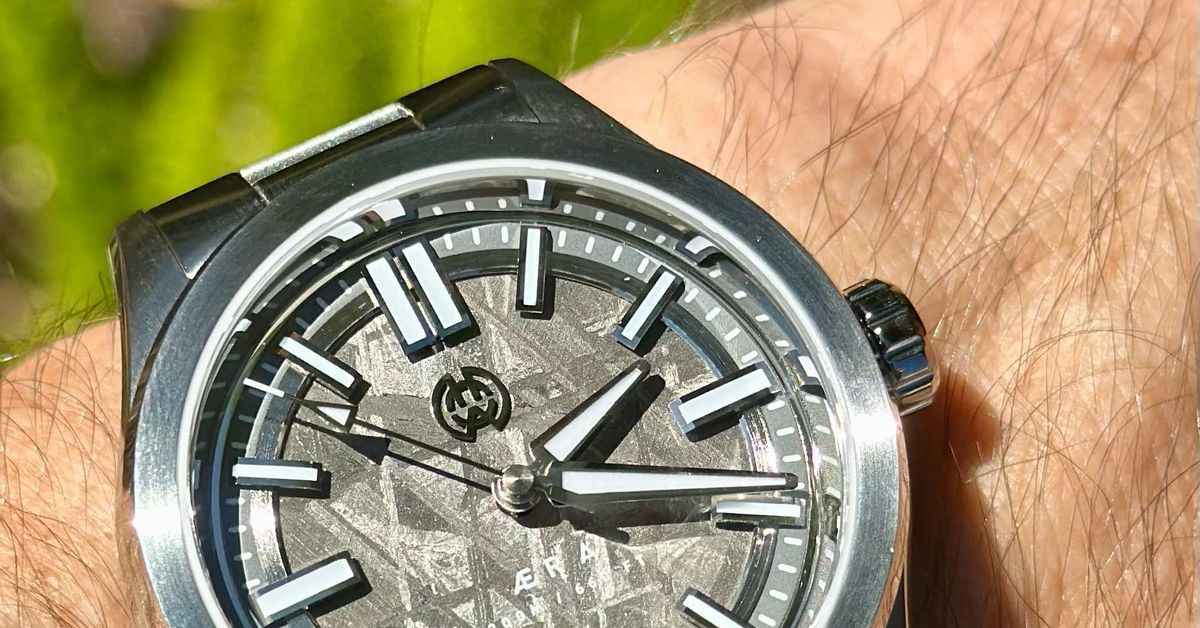 Henry Archer Aera Meteorite Lunaris | WatchCrunch