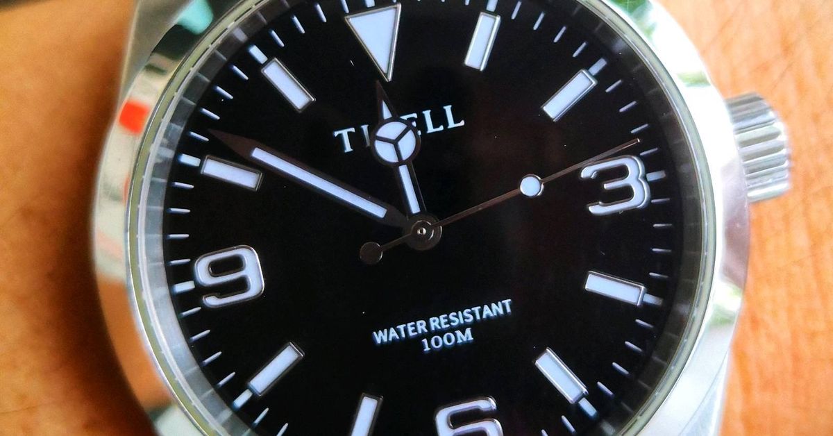Tisell Explorer Automatic 39mm witha Miyota 90S5 Movement | WatchCrunch