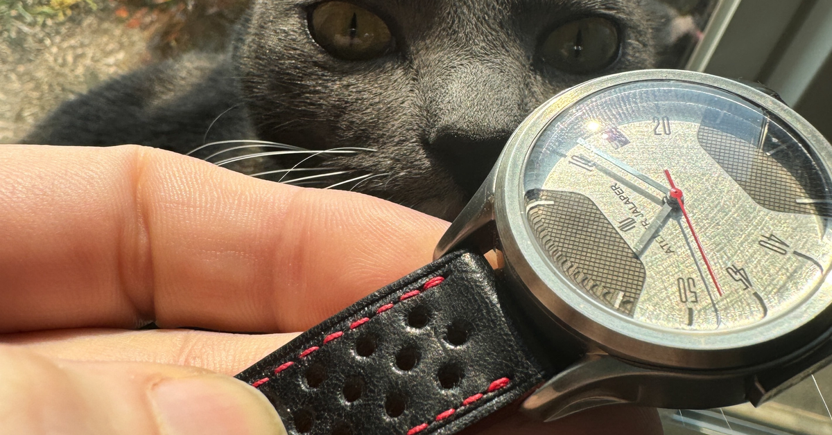 Microbrand Watches with 18mm Lug Widths | WatchCrunch