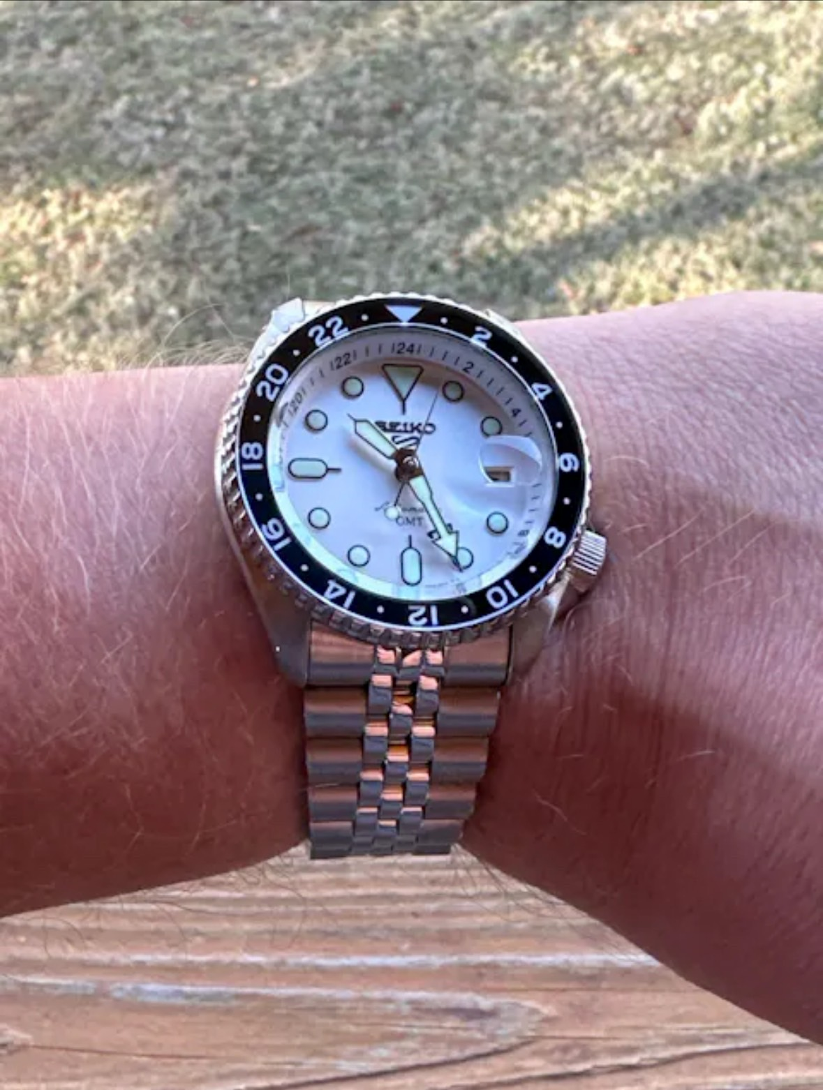 Seiko 5 GMT | WatchCrunch