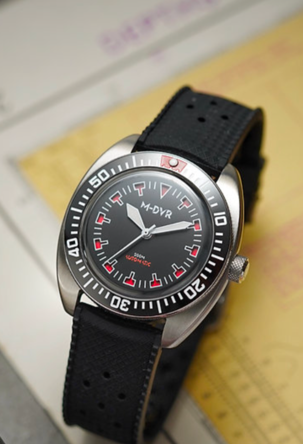 The Mad Watch Collector has a diver | WatchCrunch