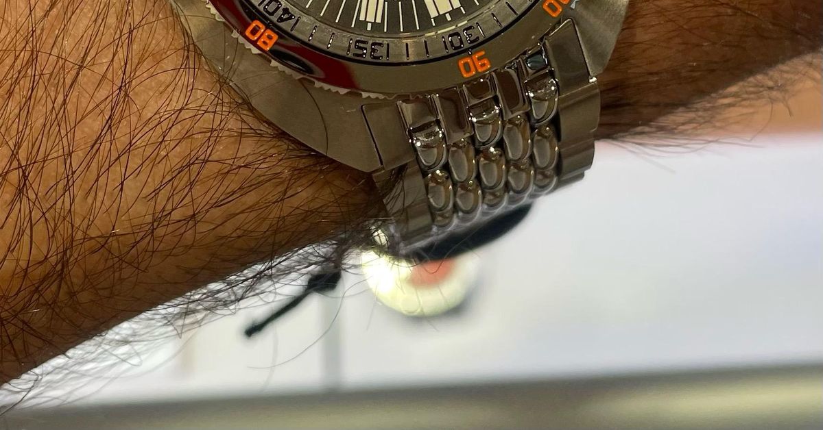 One step closer to the Doxa Sub 200T | WatchCrunch