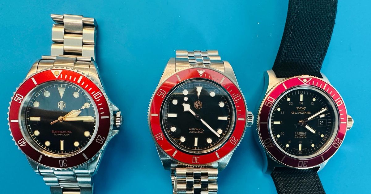 Black Dial/Red Bezel | WatchCrunch