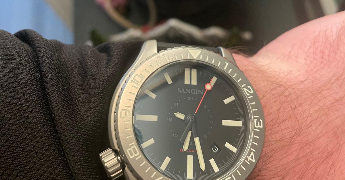 Sangin kinetic 2 expedition | WatchCrunch