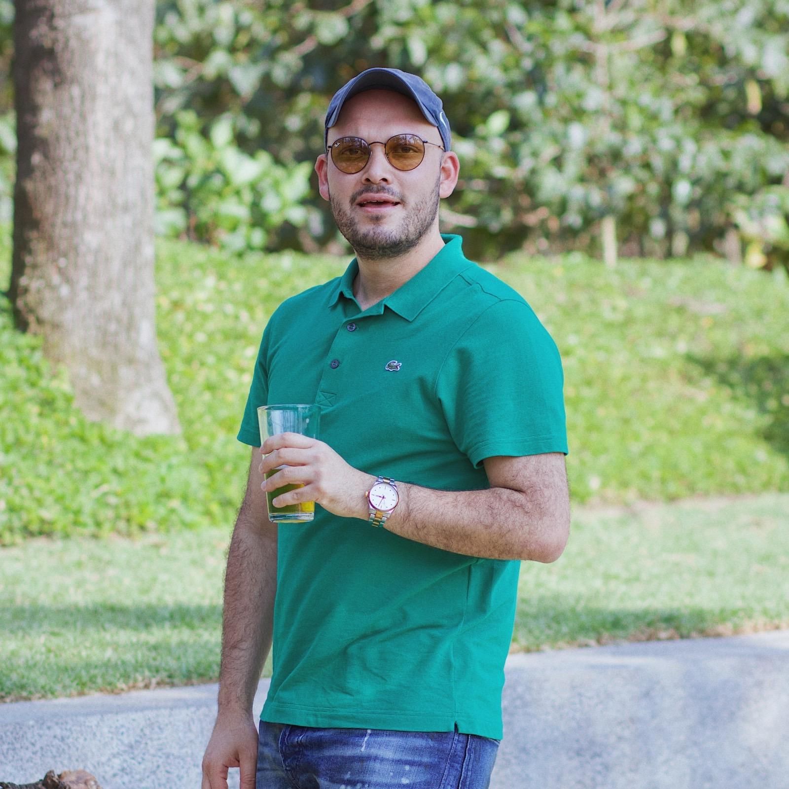 parecinos | WatchCrunch